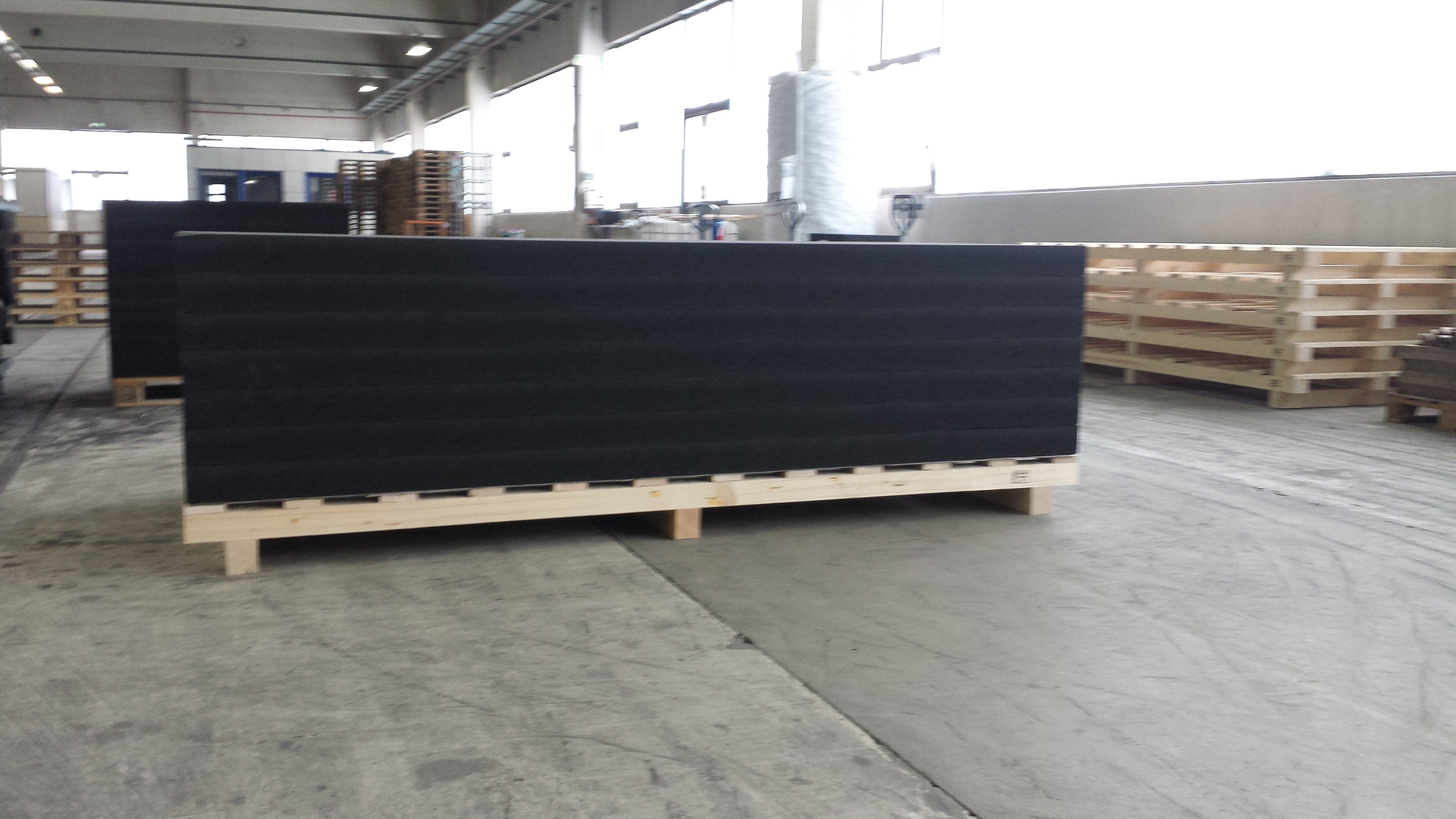 Large monolithic cellular glass boards are now on the market | BELGLAS BV